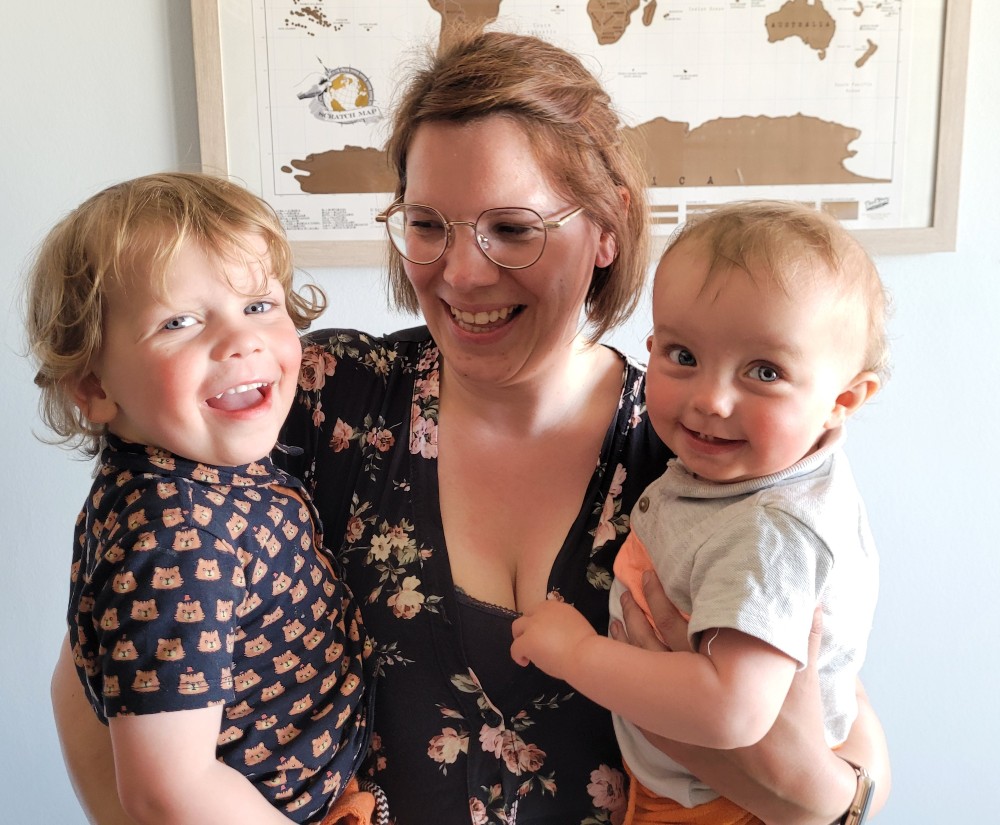 Leen D. | Voix De Maman